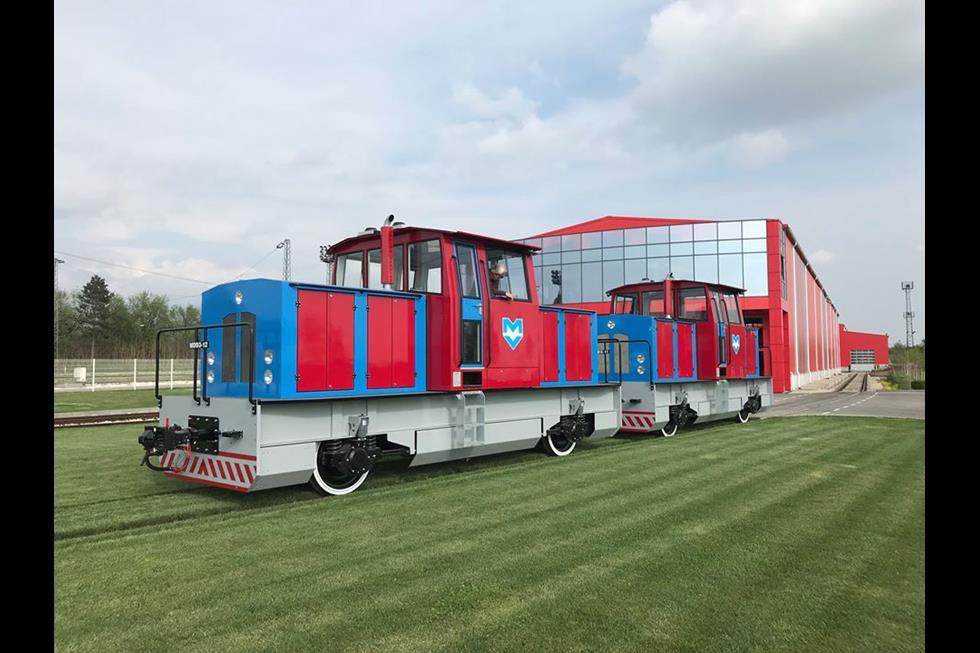 Sofia metro shunters rolled out | News | Railway Gazette International